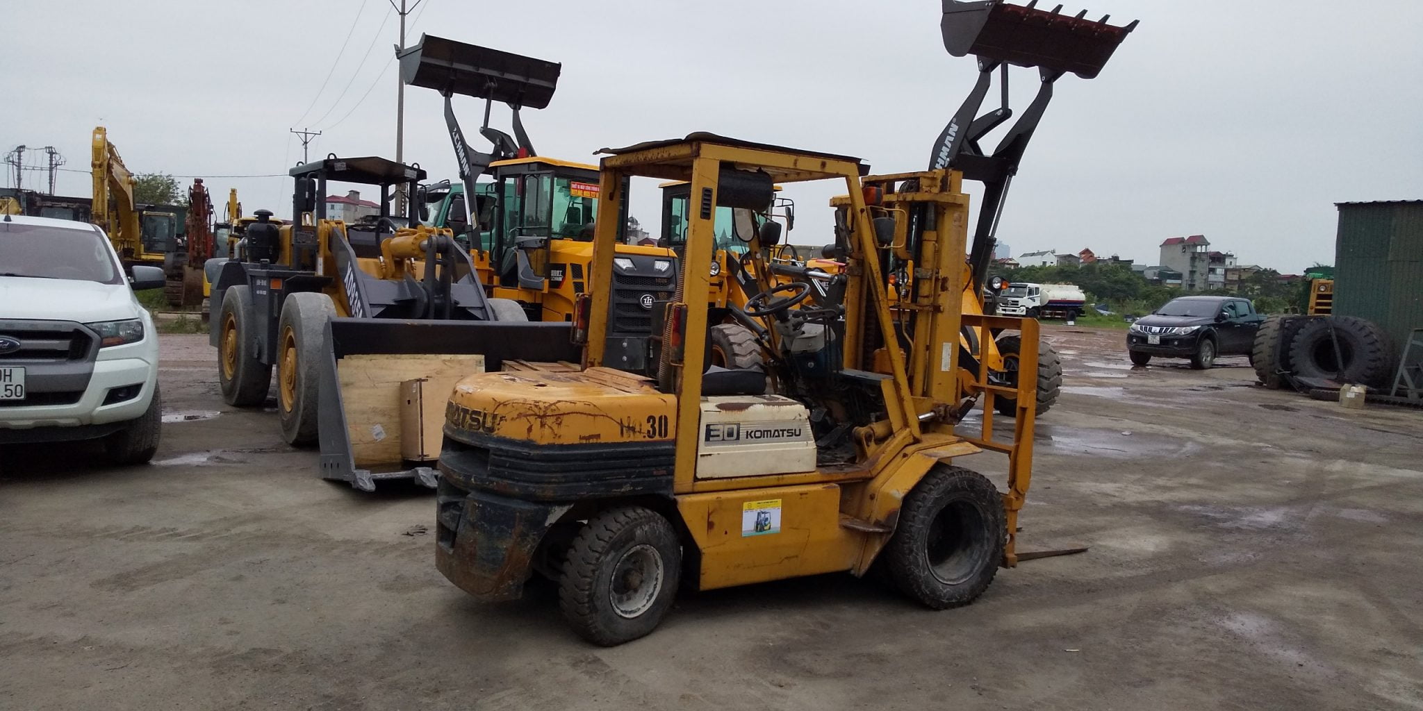 Xe nâng gật gù lốp kép thương hiệu Komatsu FD30-11 - Mua Bán Xe Nâng Nhật Bãi | Komatsu -Toyota ...
